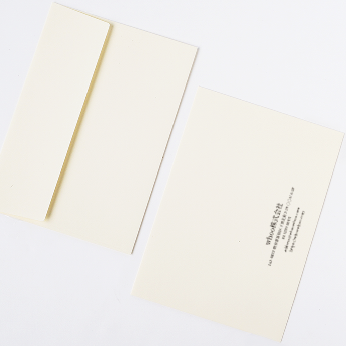 Minimal Center Alignment | カスタムデザイン名刺 whoo